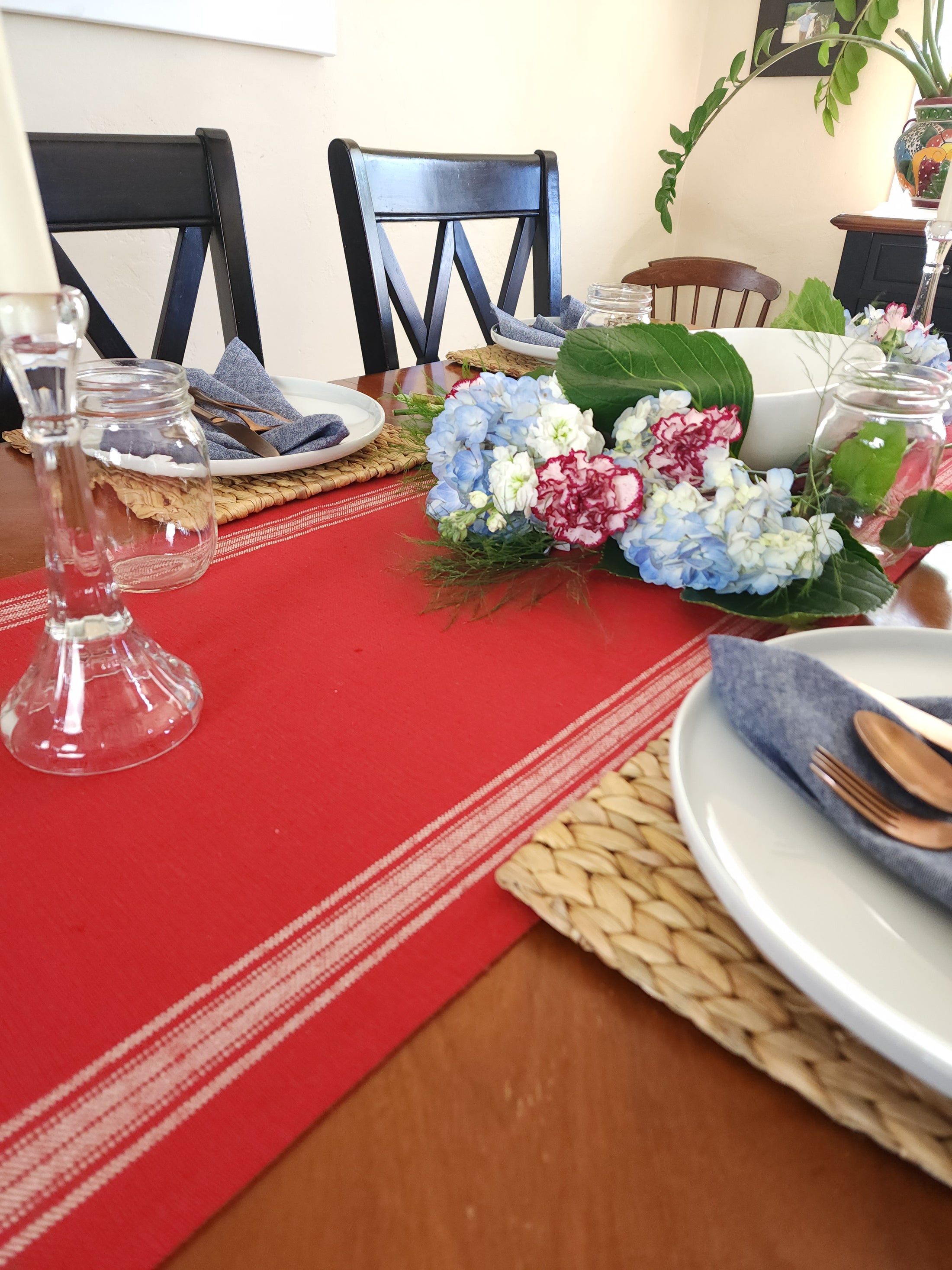 Red Farmhouse Table Runner – 90 West Linen Co.